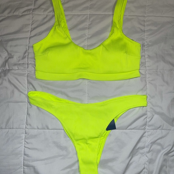 Hollister | Swim | Nwt Neon Bikini Set | Poshmark